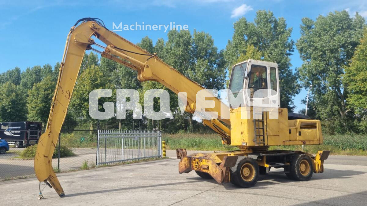 Liebherr A922 Li bager na šinama