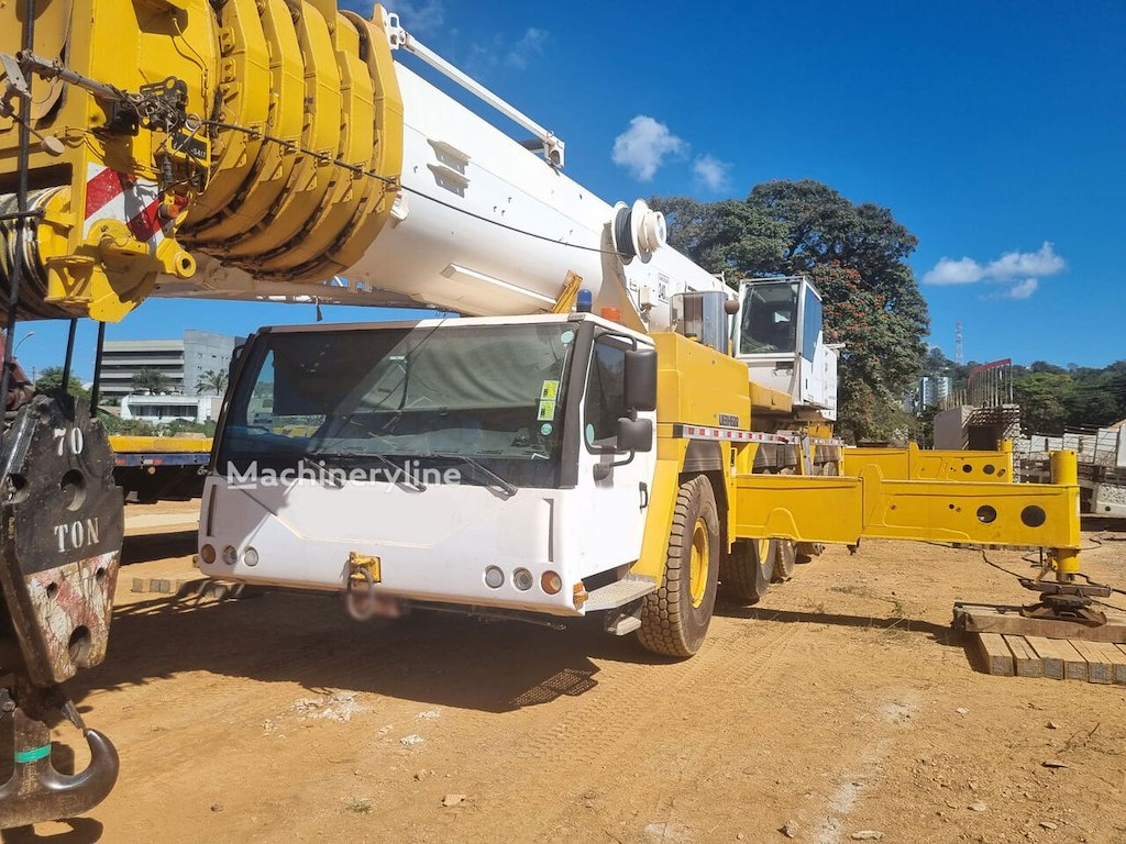 Liebherr LTM 1220 dizalica za sve terene