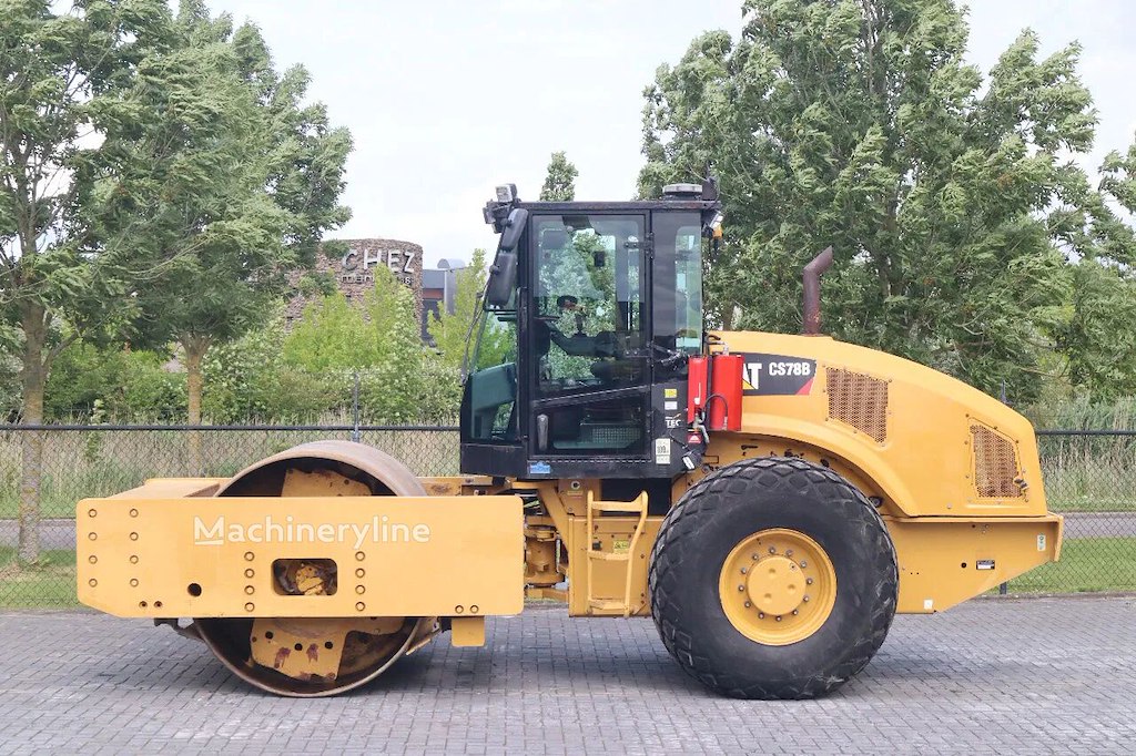 Caterpillar CS78B | TRIMBLE GPS | GOOD CONDITION valjak za asfalt