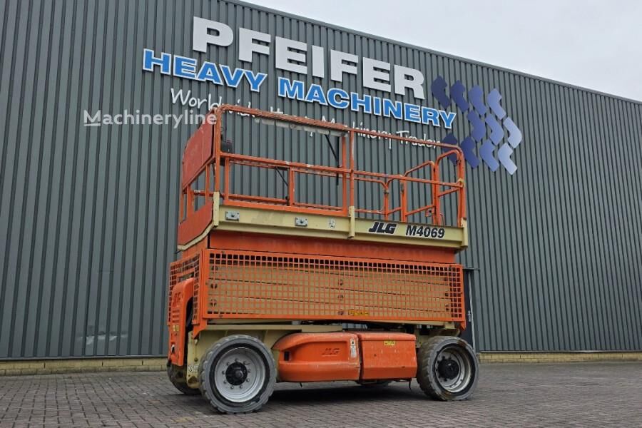 JLG M4069 Hybrid, 14.2m Working Height, 360kg Capacity makazasta platforma