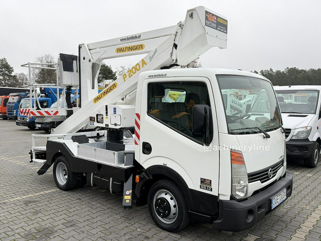 Nissan Cabstar auto dizalica s korpom