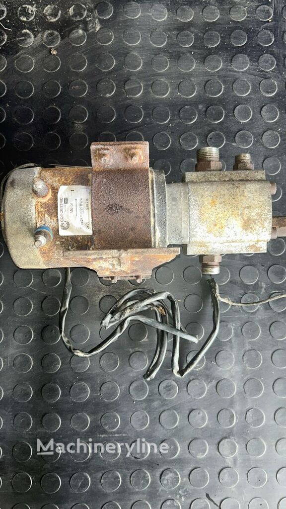 11173423 servo pumpa za Volvo L45F; L45G; L50D; L50E;L50F; L50G; L50H; L60F; L60E; L70D; L70E; L90D; L90E; L110E; L110F; L110G; L110H; L120C; L120D; L120E; L120F; L120G; L120H; L150D; L150E; L150F...