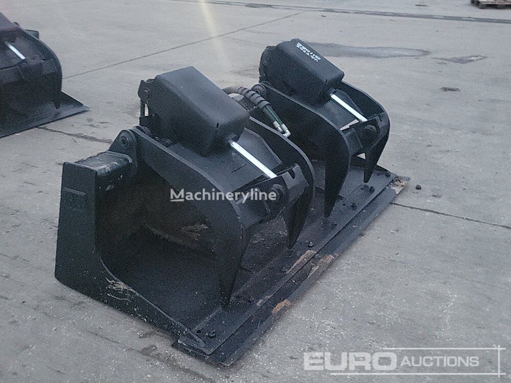 Prodaje se Caterpillar 68" Hydraulic Grapple Bucket to suit Telehandler grajfer na aukciji