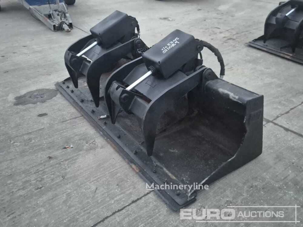 Prodaje se Caterpillar 80" Hydraulic Grapple Bucket to suit Skidsteer Loader grajfer na aukciji