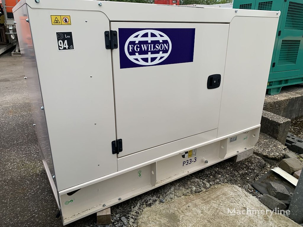 Novi FG Wilson Caterpillar 33 KVA diesel generator