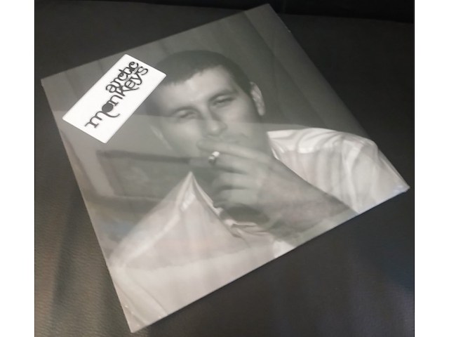 Arctic Monkeys – Whatever People Say I Am (LP, Repress)