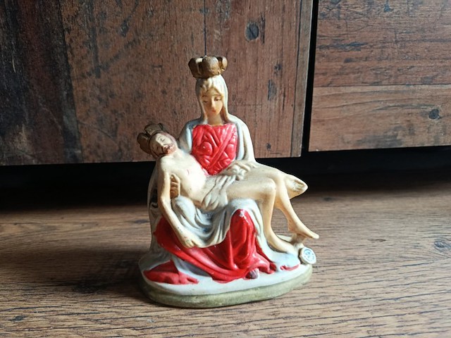 Figura Pieta Mikelanđelo Capodimonte Italy