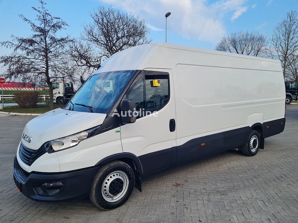 IVECO 35S16 / NL brief / 77.000 km kamion furgon < 3.5t