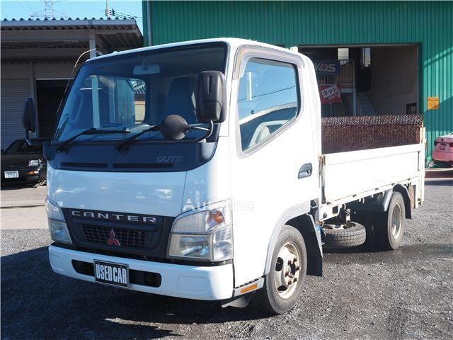 Mitsubishi CANTER kamion s ravnom platformom < 3.5t