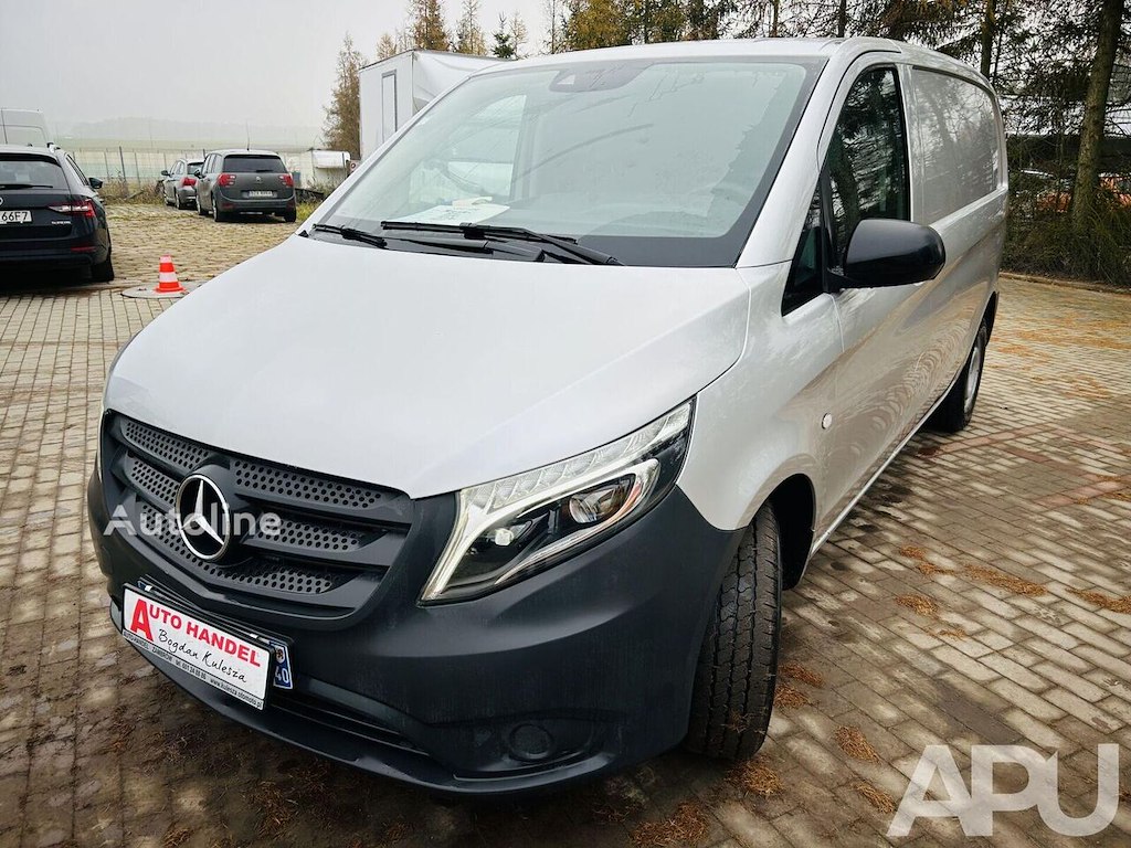 Prodaje se Mercedes-Benz Vito minibus furgon na aukciji