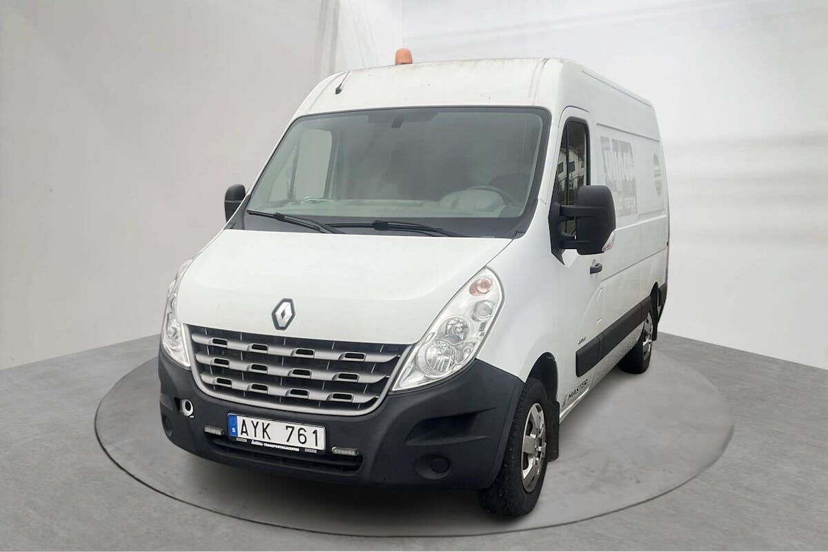 Prodaje se Renault Master minibus furgon na aukciji