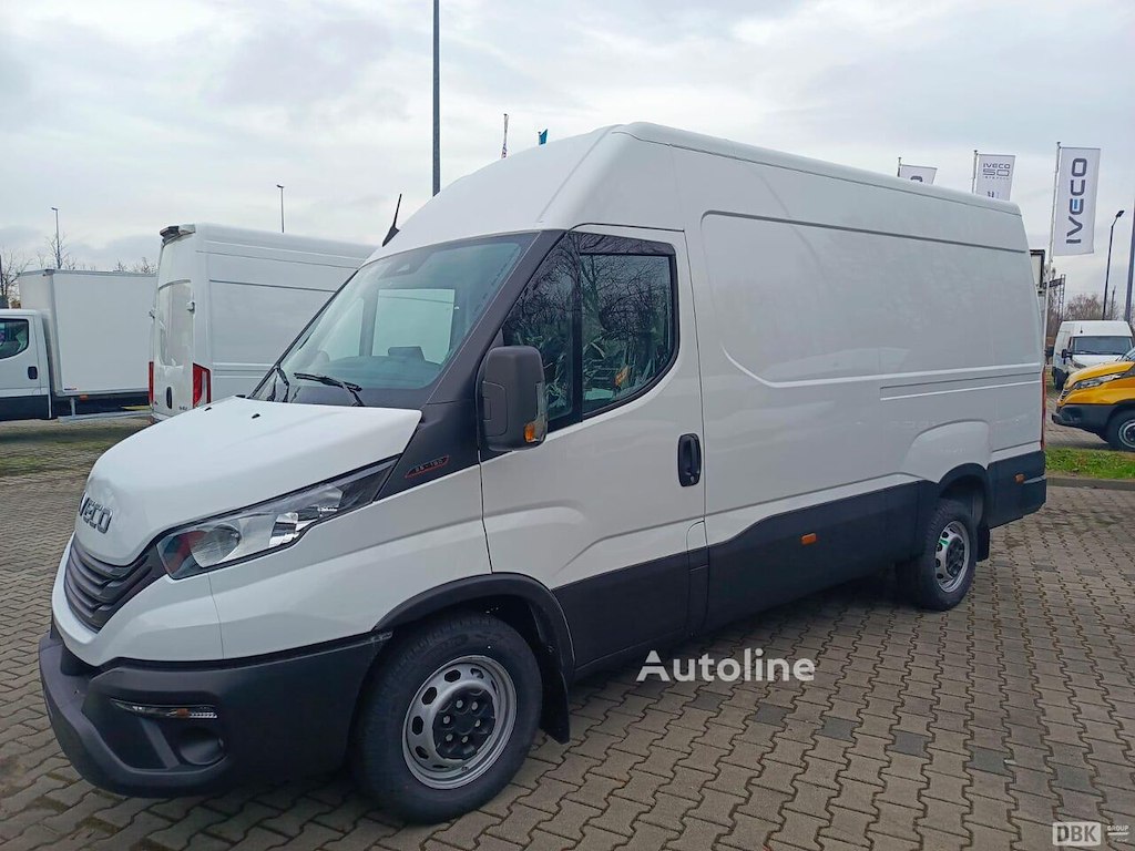 Novi IVECO Daily 35S18H V minibus furgon