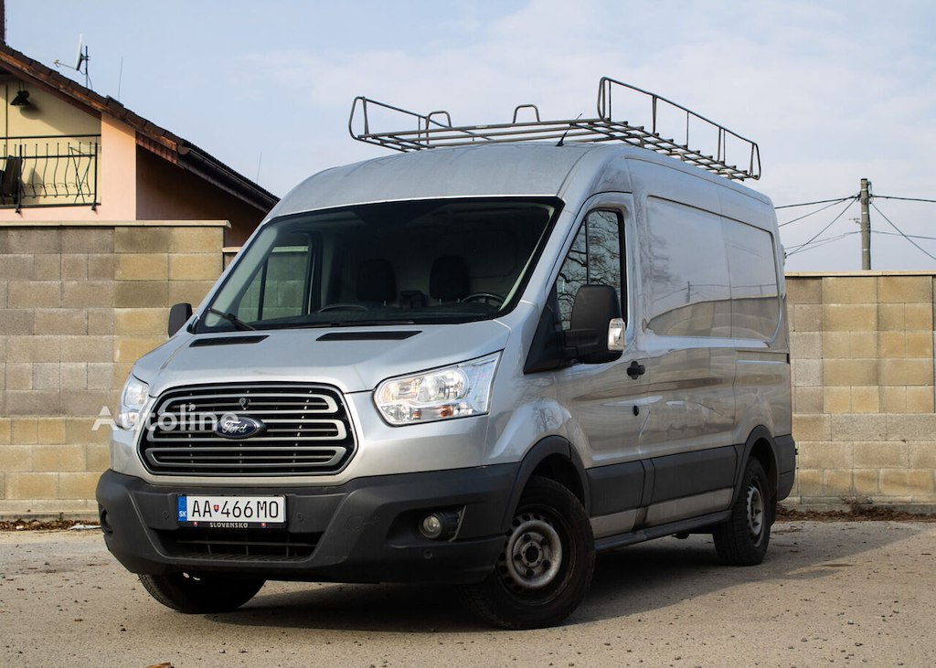 Ford Transit minibus furgon
