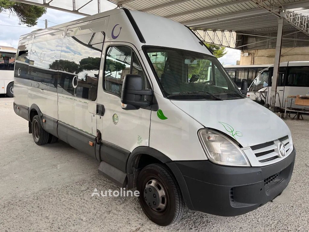IVECO Daily putnički minibus