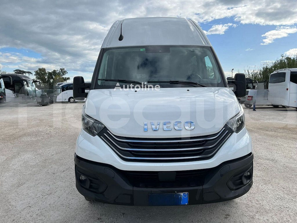 IVECO Daily putnički minibus