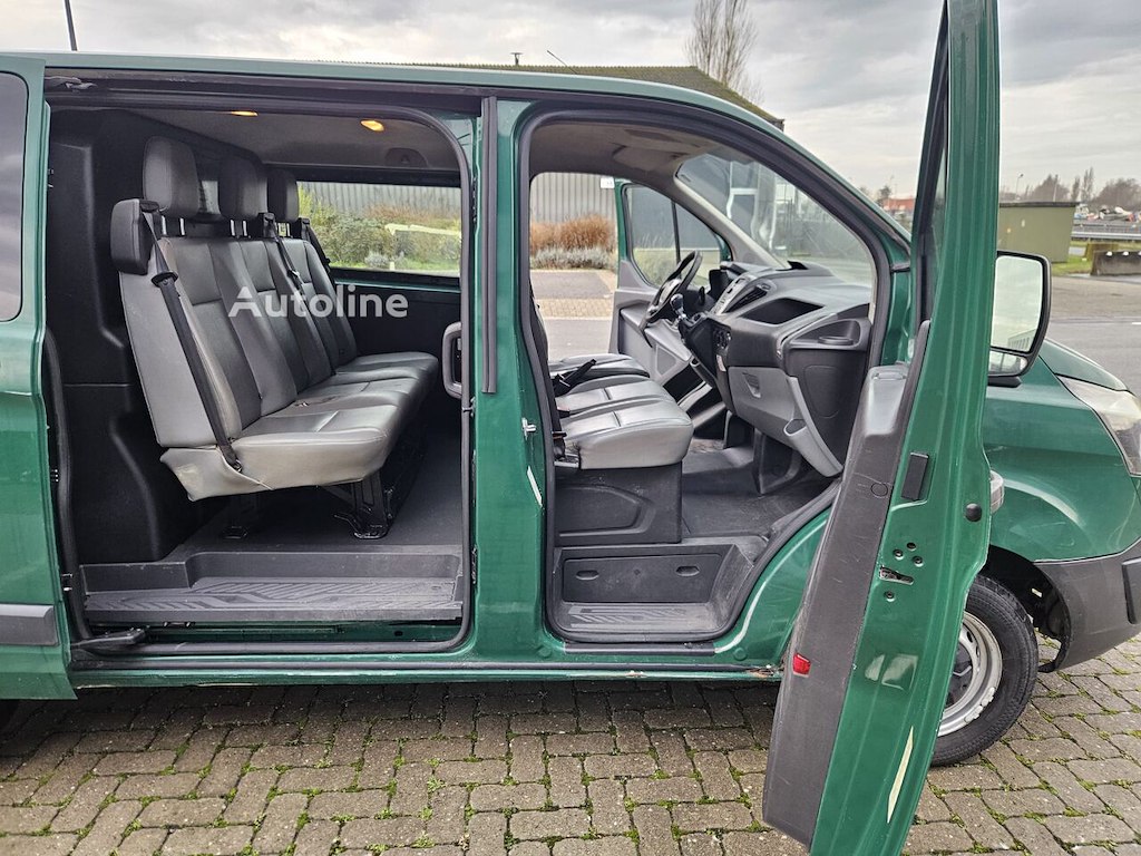 Ford Tourneo Custom kombi minibus