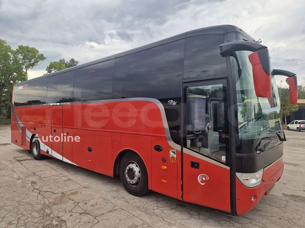 Van Hool Acron turistički autobus