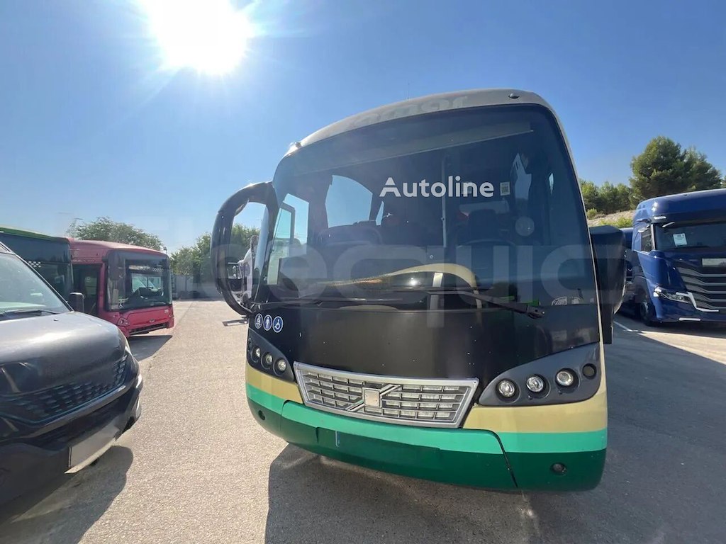 Volvo B12B turistički autobus