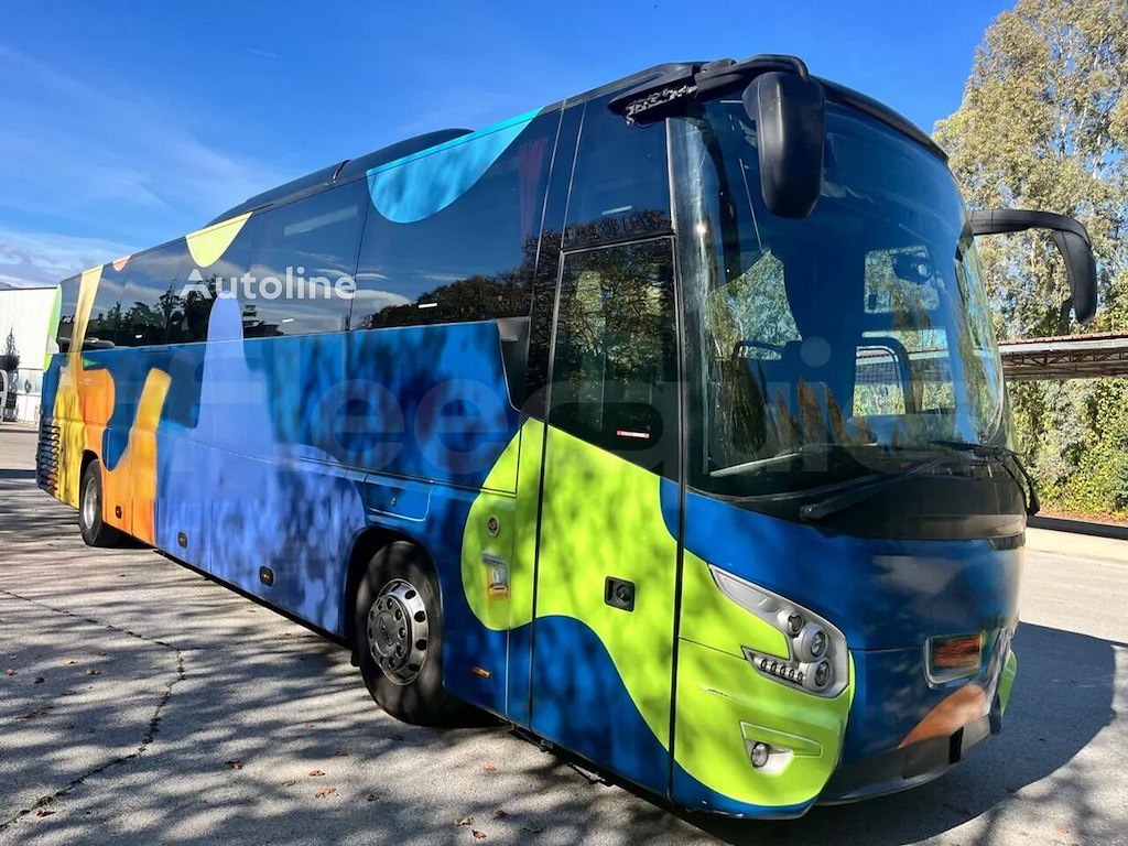 VDL Futura turistički autobus