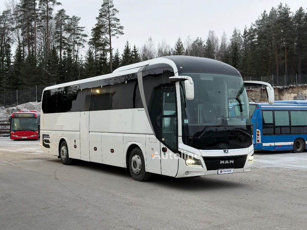 MAN Lion`s Coach (8 buses, leasing available) turistički autobus