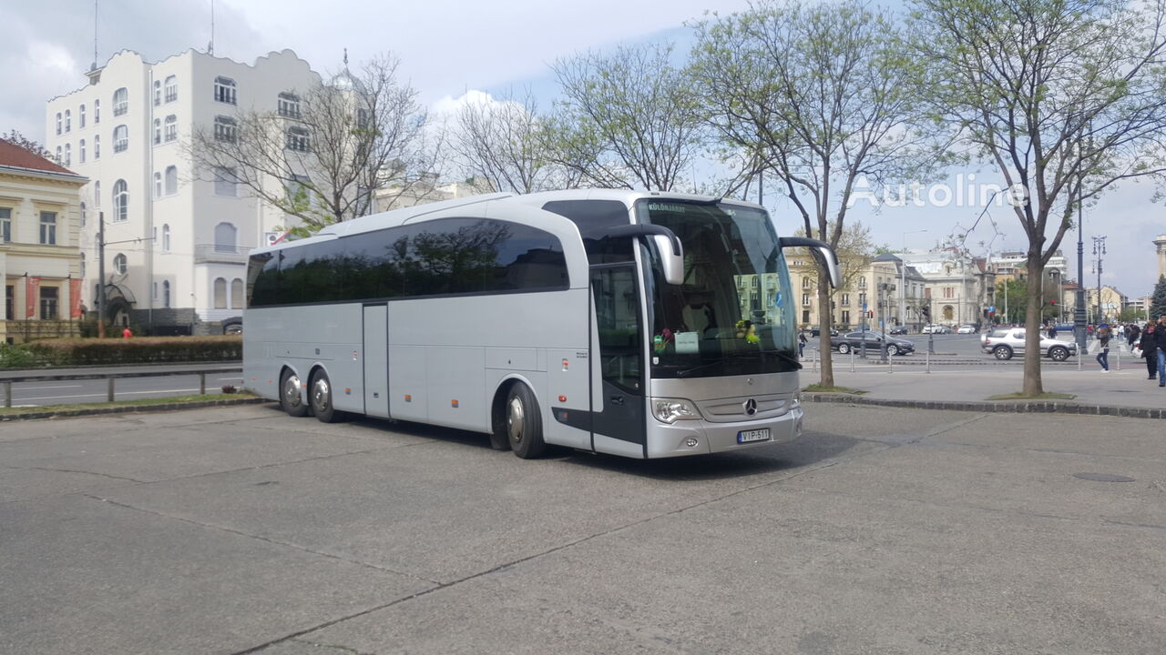 Mercedes-Benz Travego 16 turistički autobus