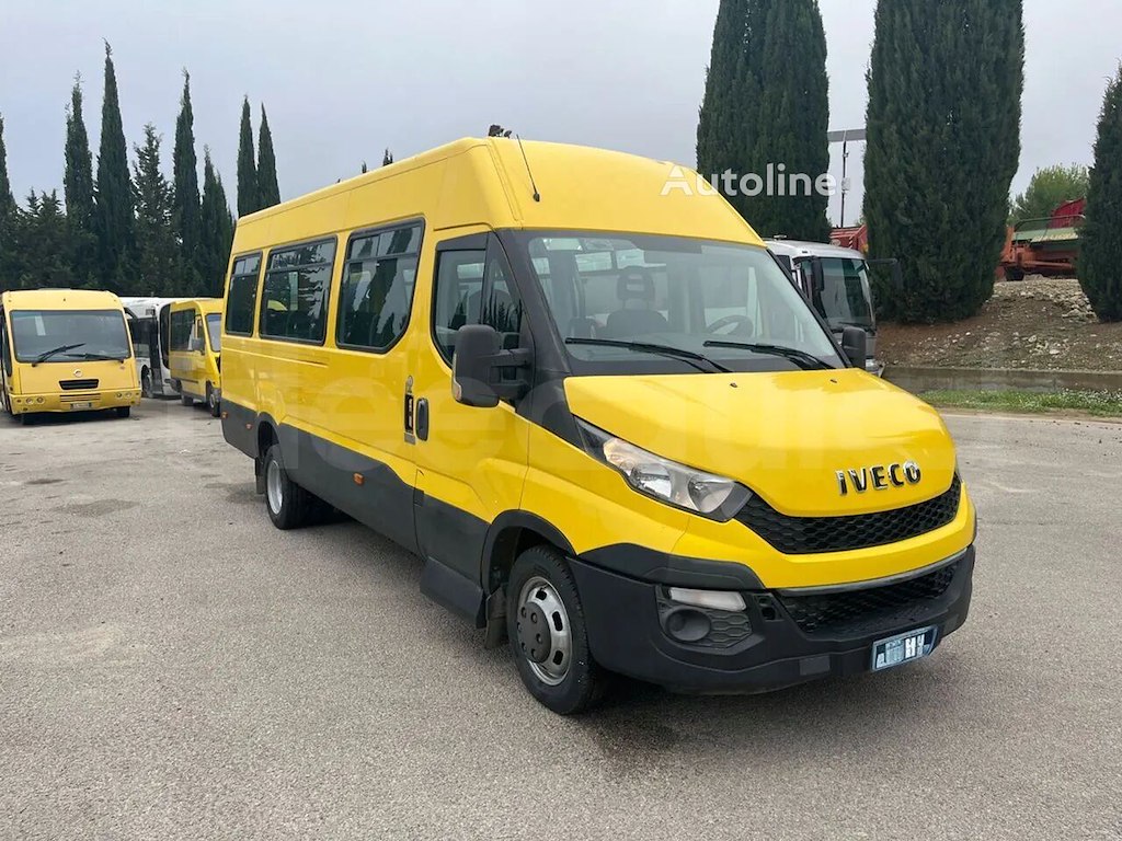 IVECO Daily školski autobus