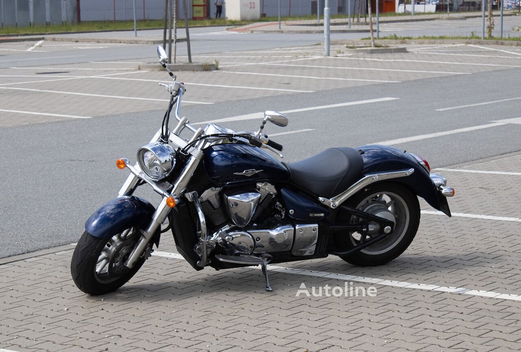 Suzuki VLR 1800 Intruder motocikl