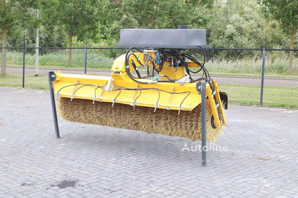 Nova Stark RSW 3000 S | SWEEPER | BRUSH | KEHRMASCHINE | WATER SPRAY četka za čišćenje ulica