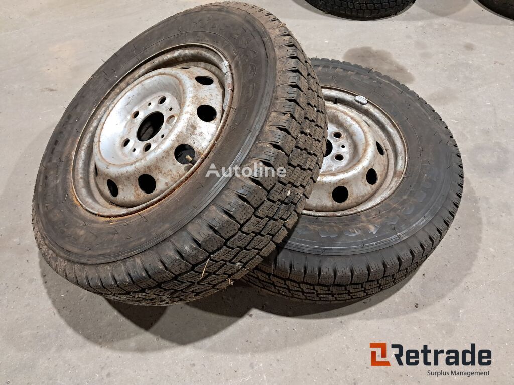 Prodaje se Firestone 215/75 R16C točak na aukciji