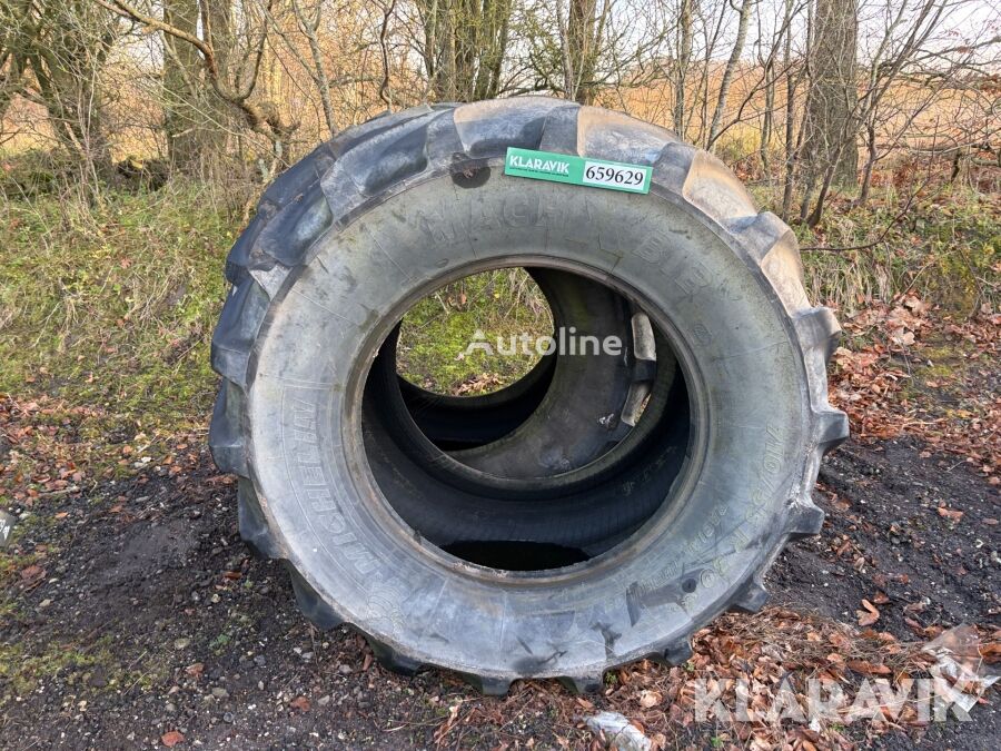 Prodaje se Michelin 710/55R30 točak na aukciji