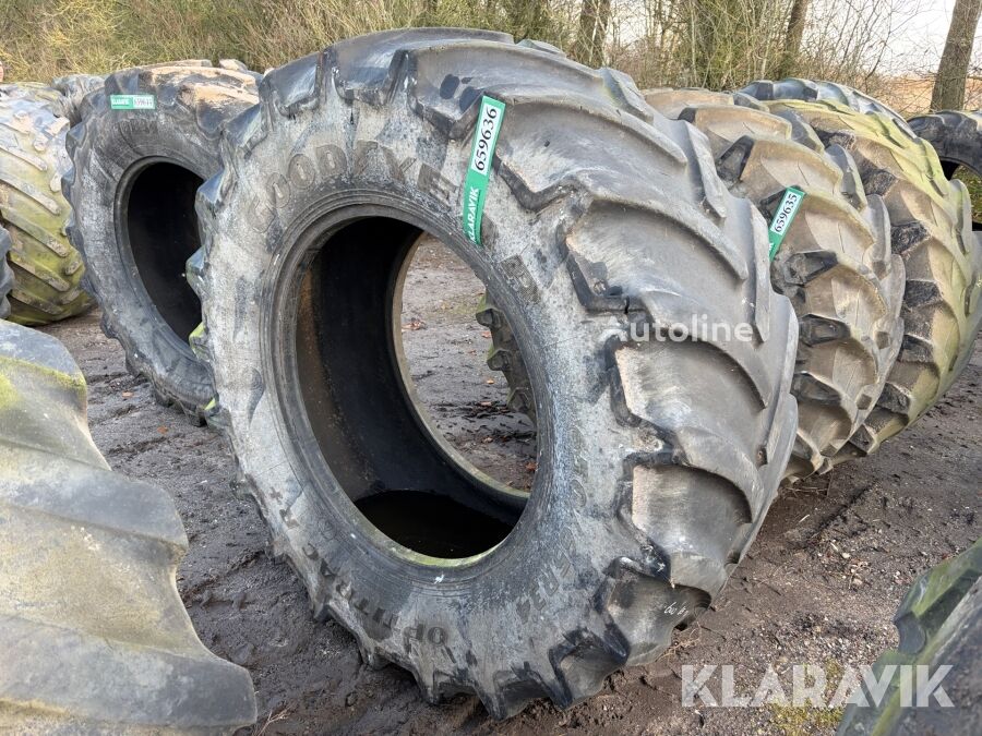 Prodaje se Goodyear 650/65R34 točak na aukciji