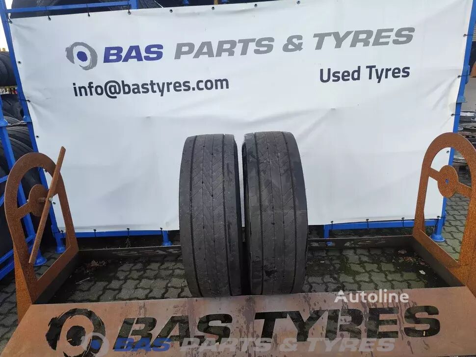 Goodyear Goodyear 315/70R22.5 156/150 M+S 3PMSF used set guma za kamione