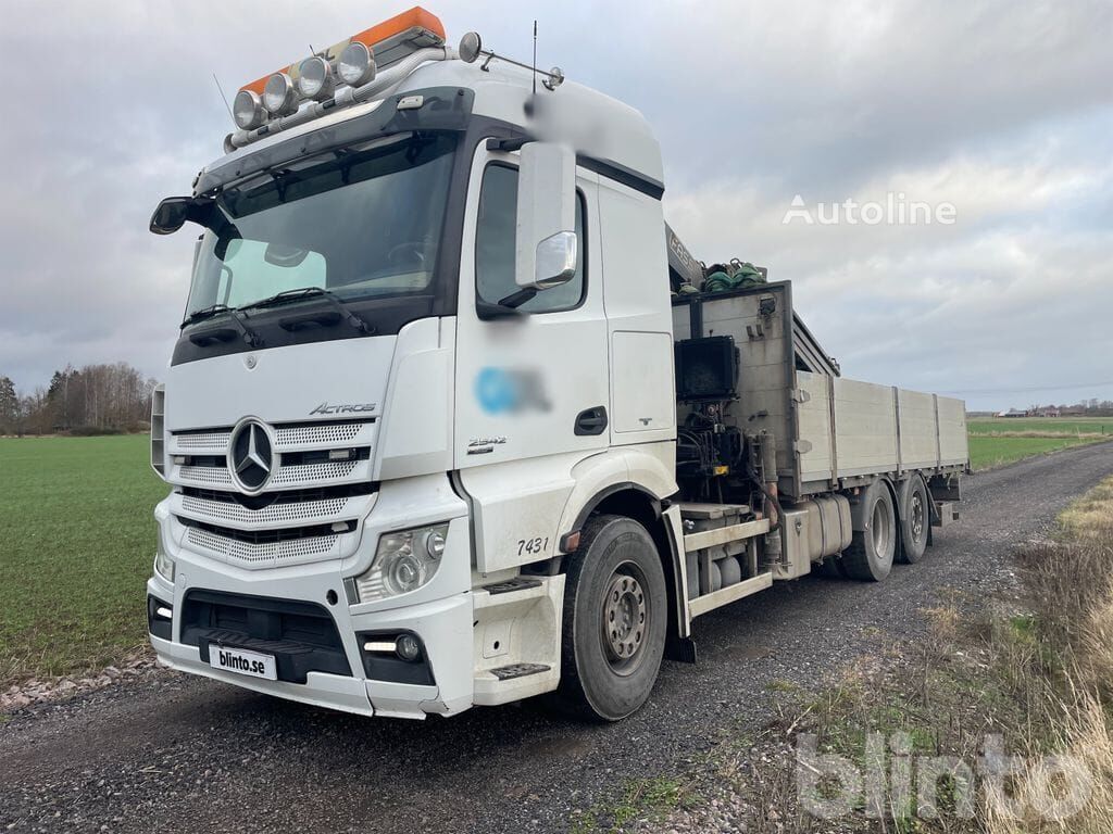 Prodaje se Mercedes-Benz ACTROS kamion s ravnom platformom na aukciji