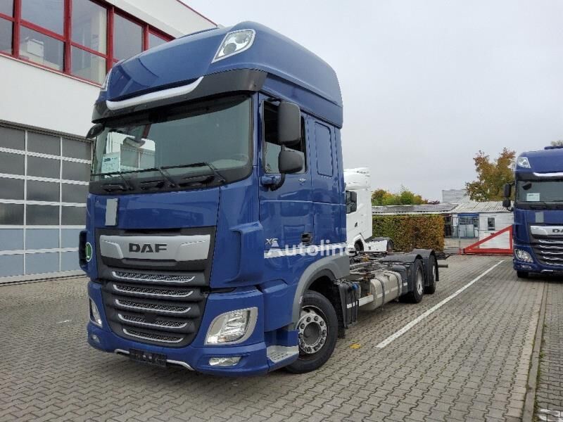 DAF XF 480 FAN LOW DECK 6X2 N kamion šasija