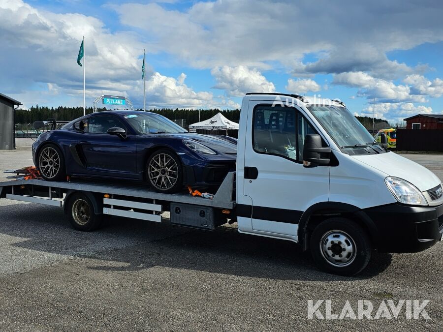 Prodaje se IVECO Daily 5C17A/P šlep auto na aukciji