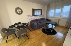 Prodajem Stan-Apartman, Novi Sad