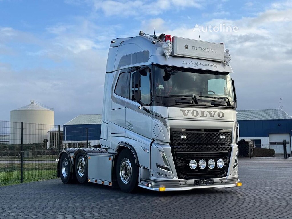 Volvo FH 13.460XL SHOW, ALCOA, INTERIOR, LIKE NEW, PUSHER, TOP. tegljač