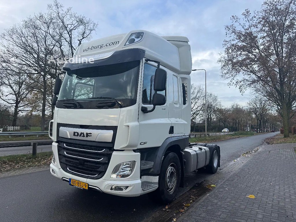 DAF CF 450 Spacecab tegljač