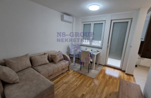 Prodajem Stan-Apartman, Sadovi, Novi Sad Okolica