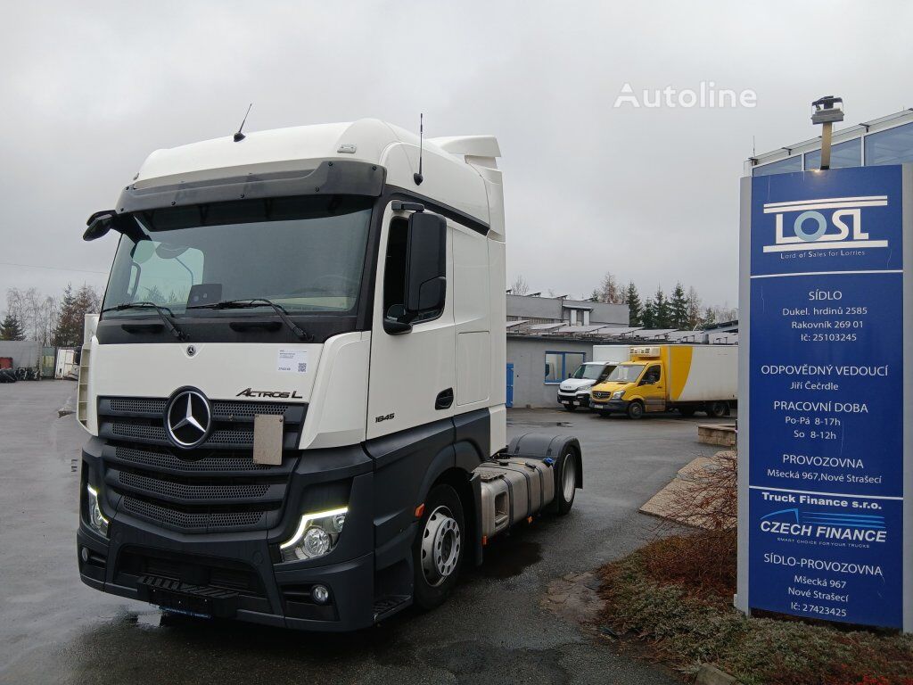 Mercedes-Benz 1845 Actros MEGA/lowdeck tegljač