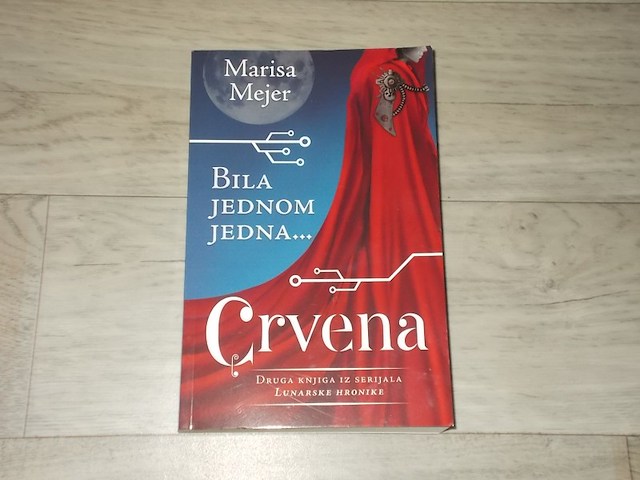 Bila jednom jedna...Crvena - Marisa Mejer NOVO