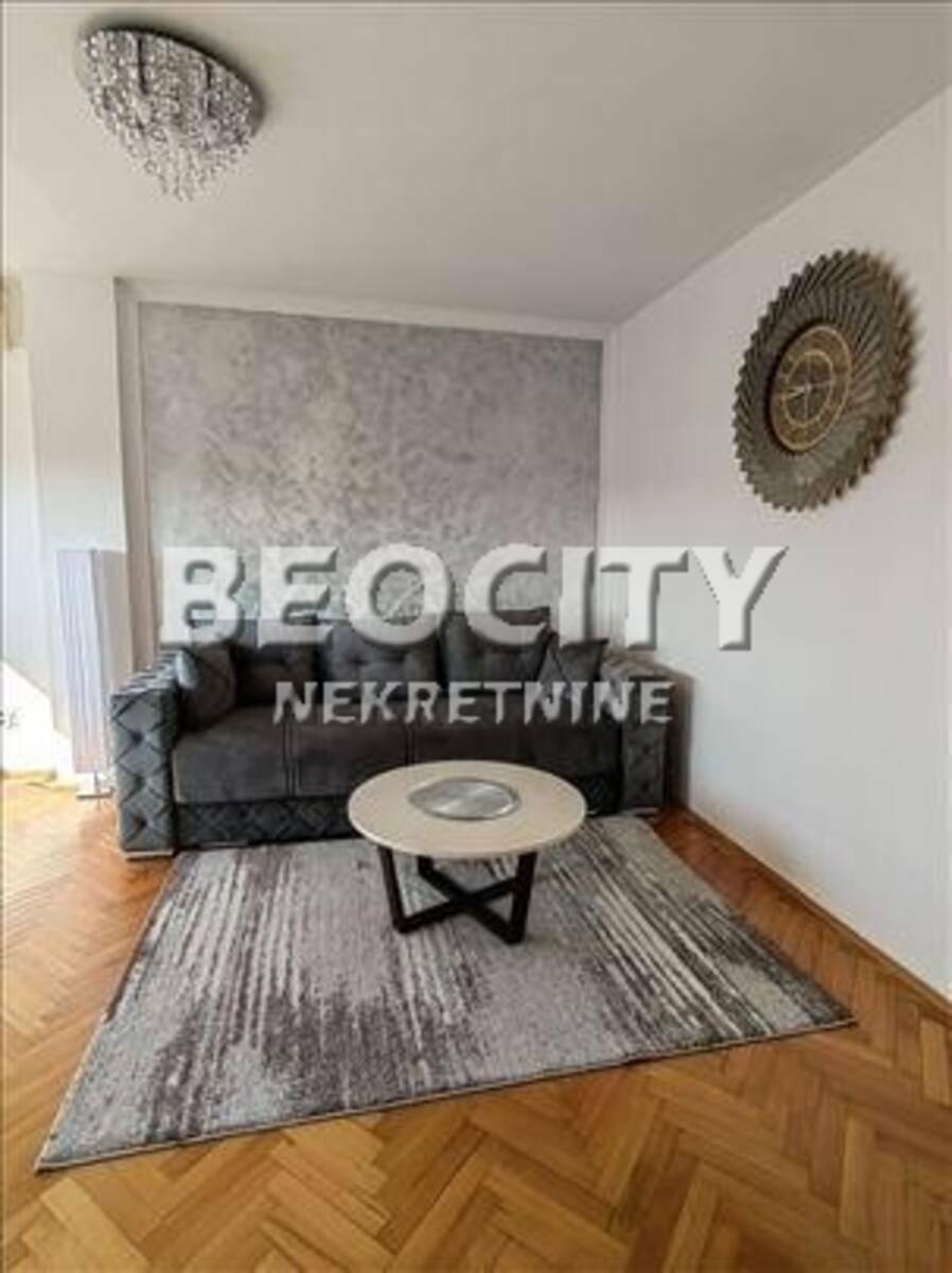 Novi Beograd, Blok 70, (kineski tržni centar) -Jurija Gagarina , 3.0, 70m2,
