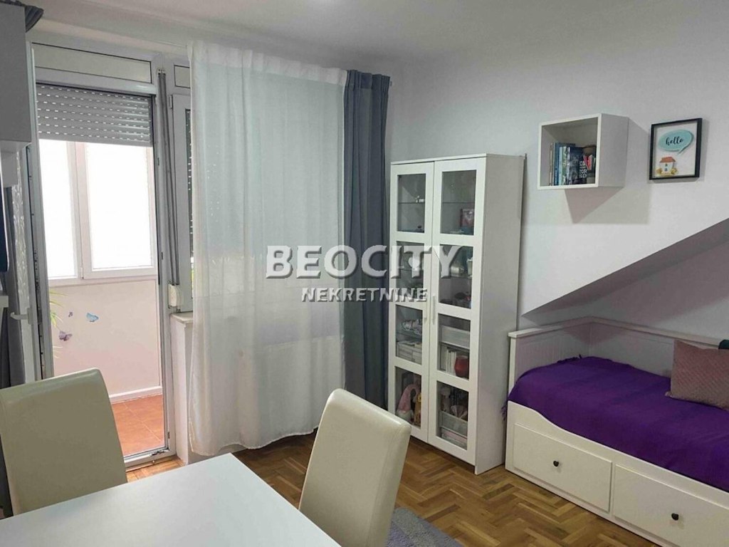 Novi Sad, Sajam, Slobodana Bajića, 1.5, 35m2, 400EUR