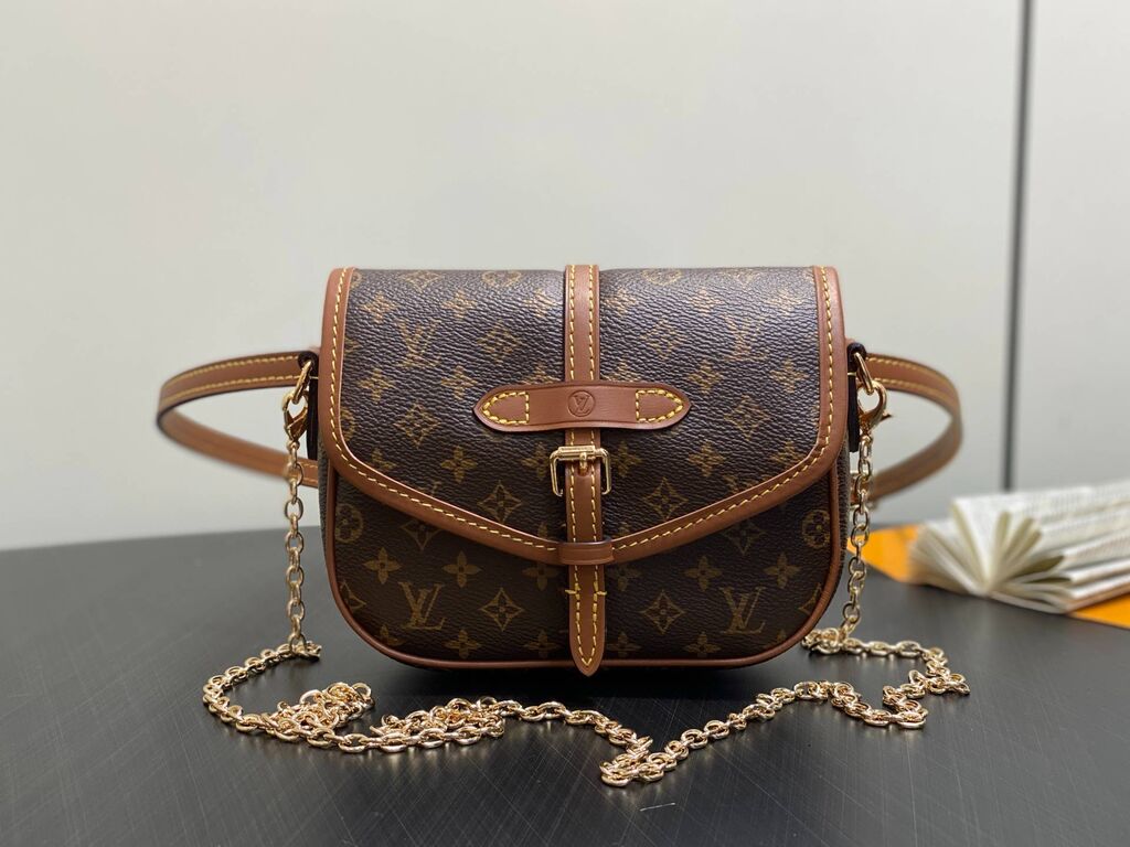 Torba za rame, Louis Vuitton, Materijal: Platno