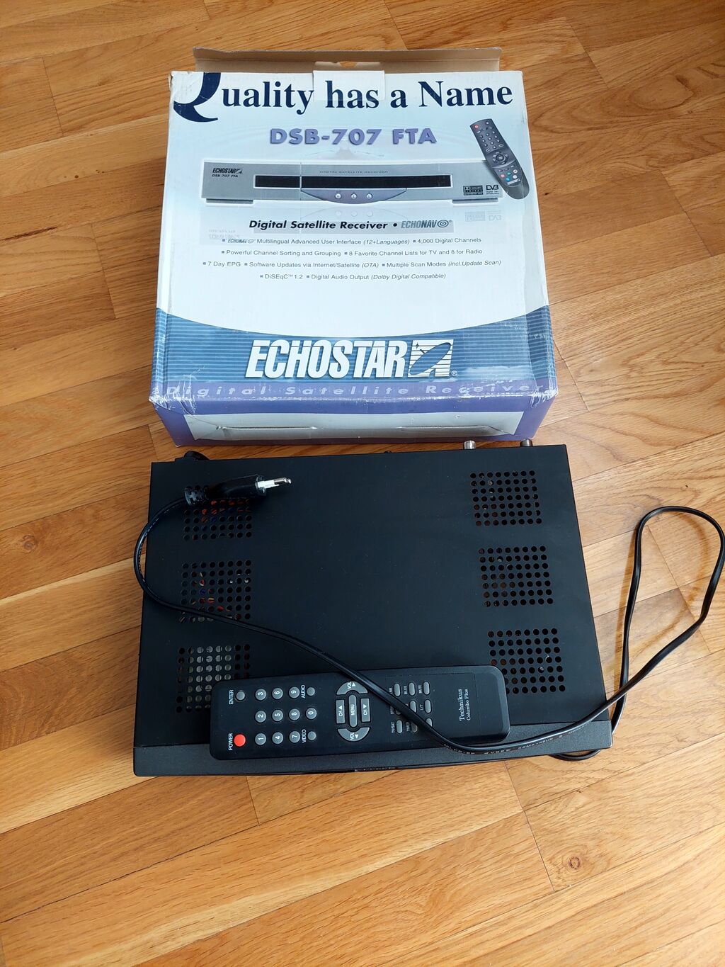Echostar DSB-707 FTA digitalni satelitski risiver + daljinski