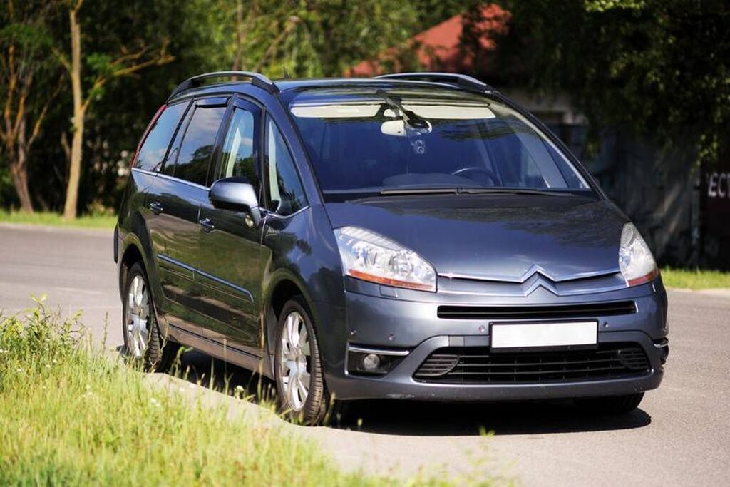 Citroen polovni i novi delovi. C2,C4,C4