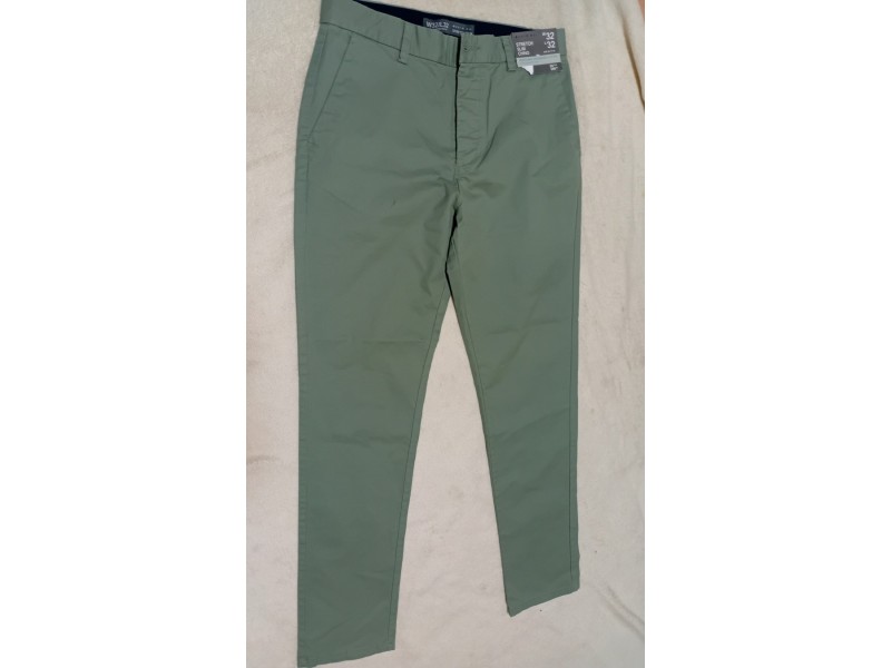 NOVE muske pantalone