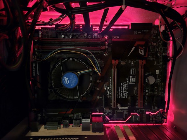I7 6700k + Z170; poklon 4gb rama