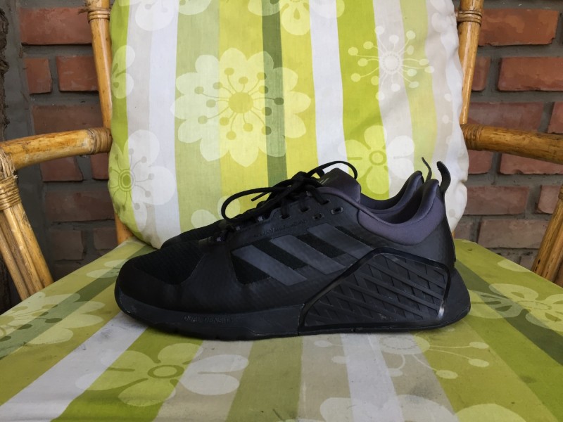 Original Adidas Traxion patike