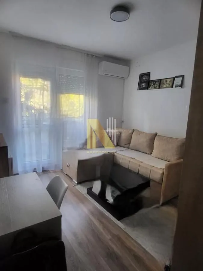 Izdavanje, jednosoban stan, 35m², Rotkvarija, Novi Sad Sve Podlokacije